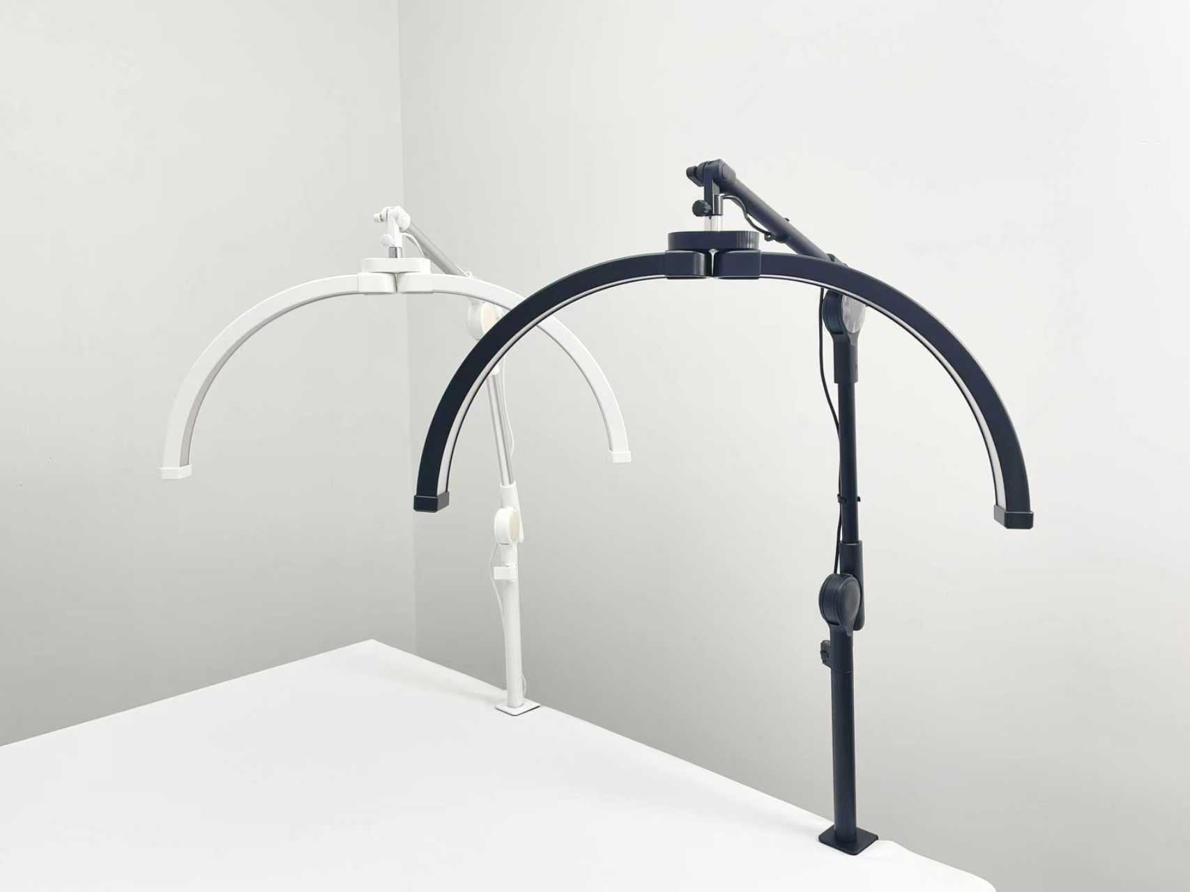 Half Moon LED Lamp | タトゥー用品・道具通販｜針・マシンほか消耗品専門の文身堂